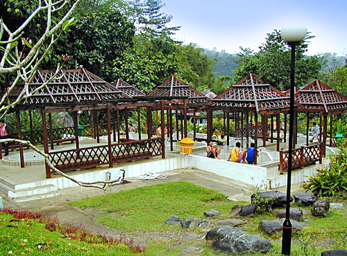 Poring Hot Spring – Soaking in Mother Nature - HolidayGoGoGo