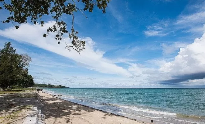 Rejuvenate at Batu Manikar Beach Labuan - HolidayGoGoGo