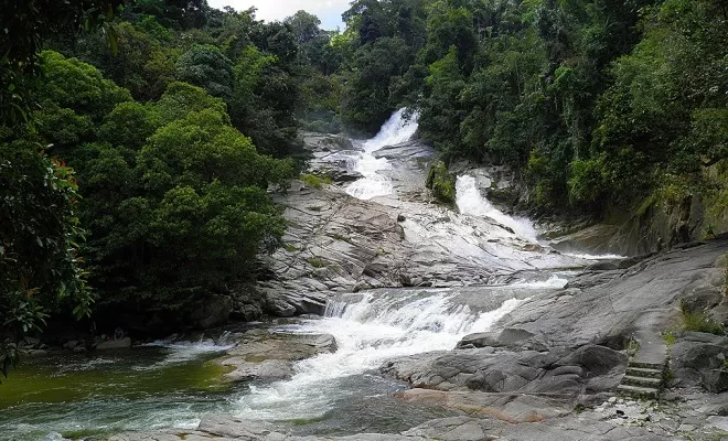 Chamang Waterfall - Exploring Nature - HolidayGoGoGo