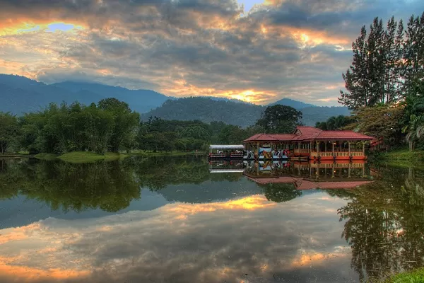 Perak Tourist Attractions, Activities and Hotels Guide - HolidayGoGoGo