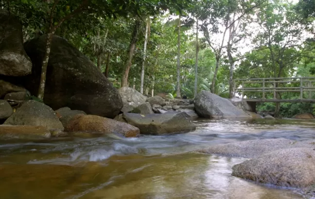 Puteri Waterfalls, Melaka - HolidayGoGoGo