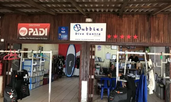 6 Best Perhentian Resorts for Learning to Dive (with Dive Centres ...