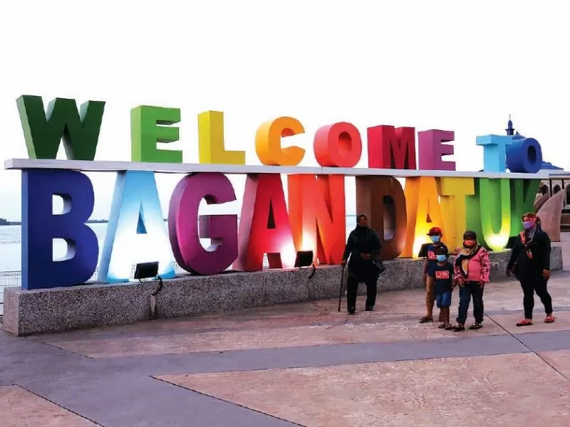 (2023 Promo) 2d1n Sky Mirror of Bagan Datuk, Perak Tour - HolidayGoGoGo